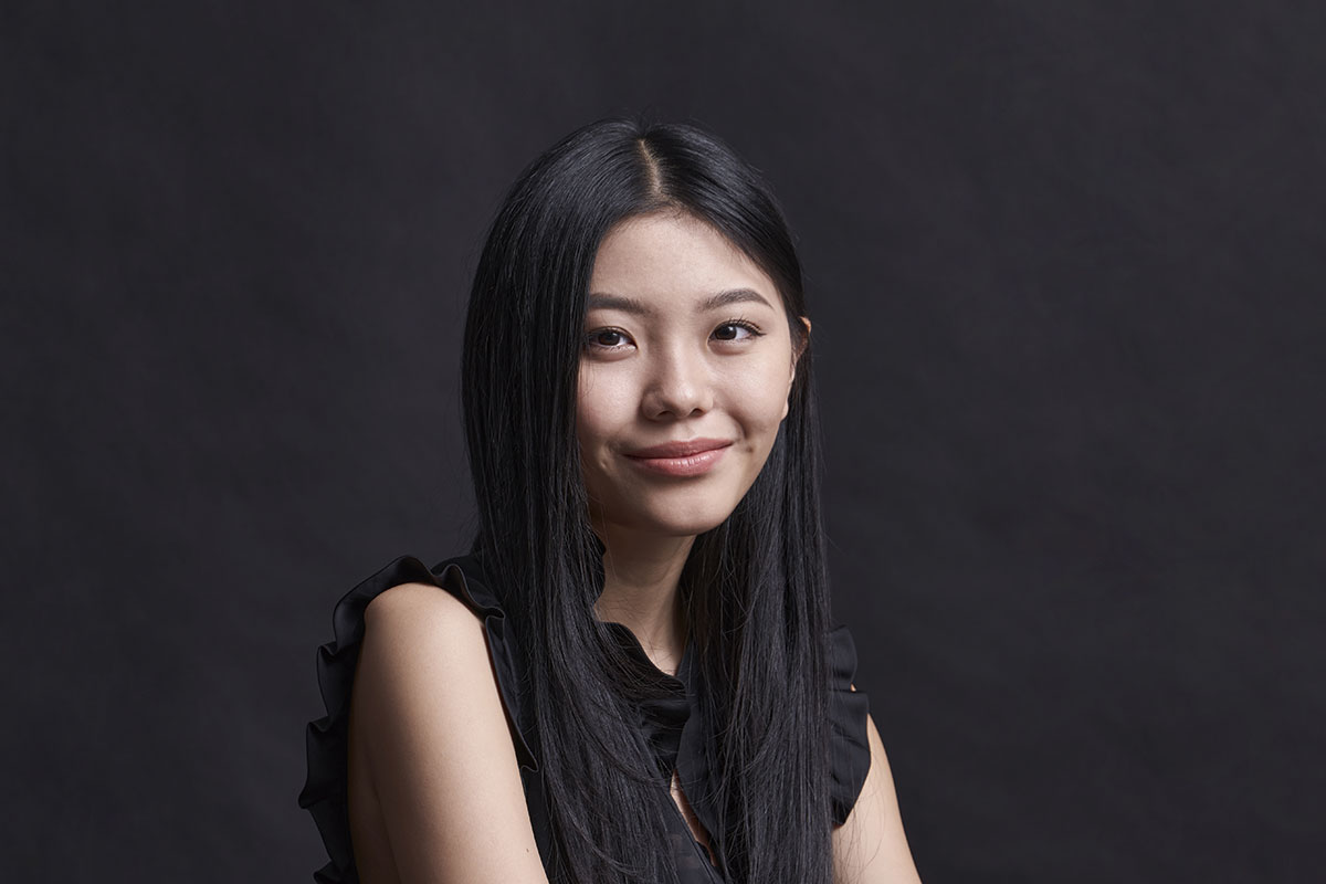 名教師に導かれて 〜 次代を担うピアニスト奥井紫麻が奏でるショパンとラフマニノフ – ぶらあぼONLINE | クラシック音楽情報ポータル